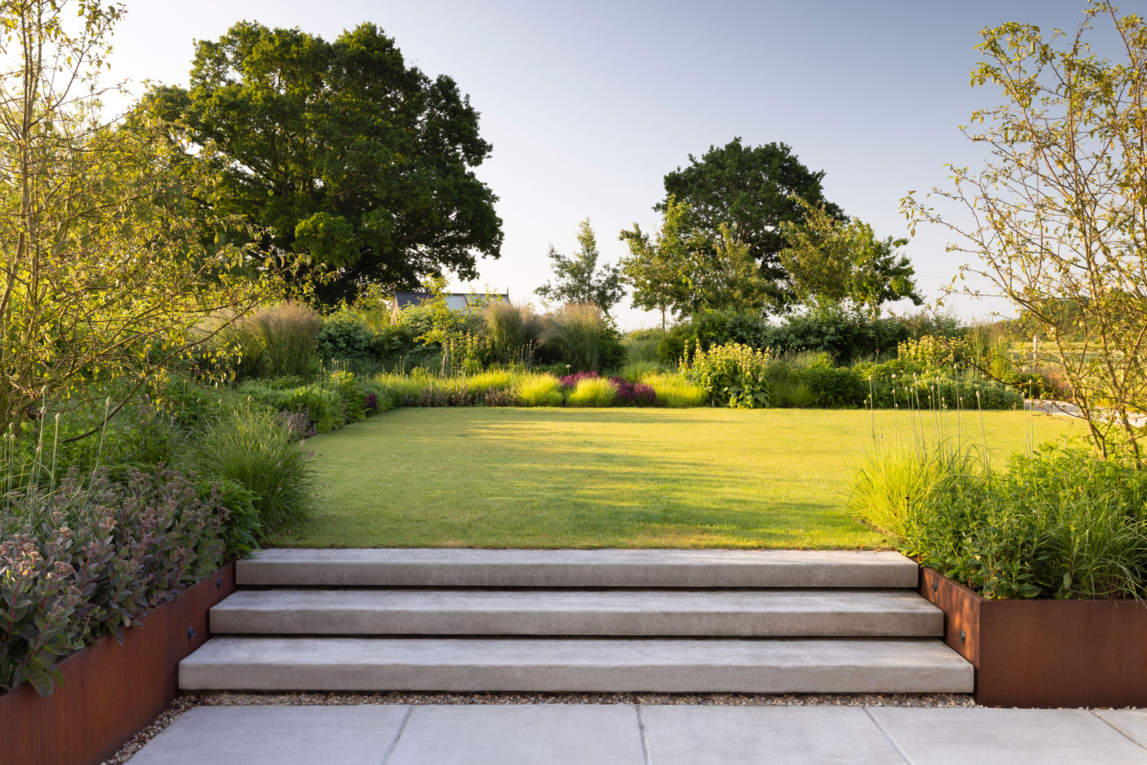 Rural Suffolk Garden | A country garden in mid-Suffolk